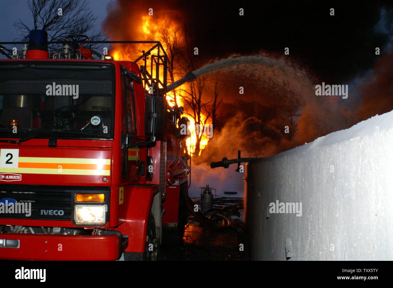 Long fire truck -Fotos und -Bildmaterial in hoher Auflösung – Alamy