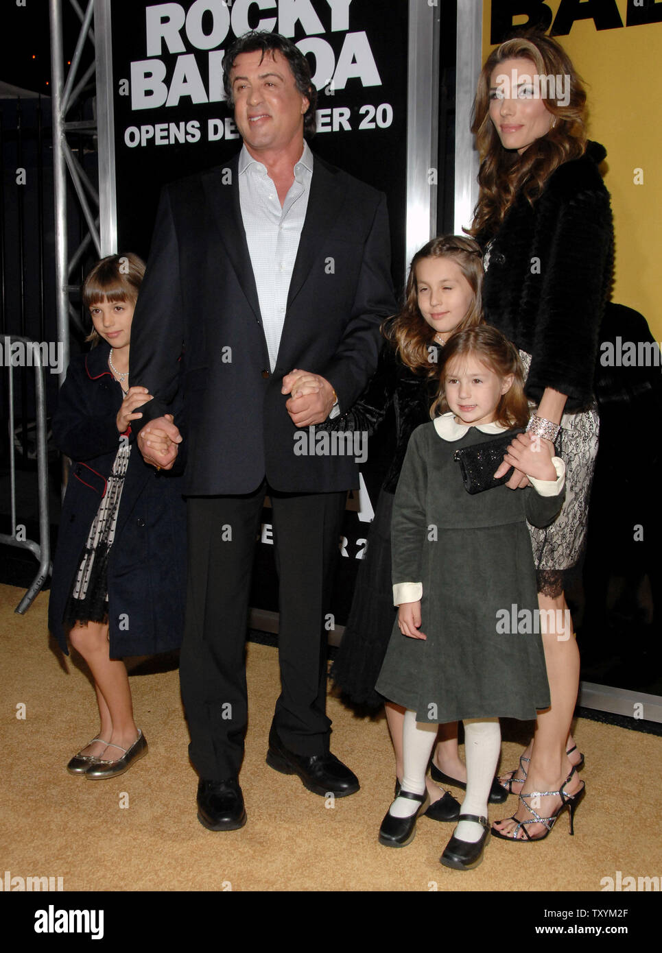 Sylvester Stallone (2-L), Autor, Regisseur und Star der motion picture ...