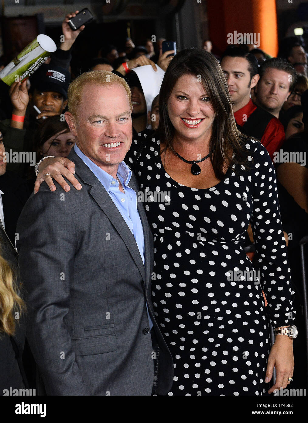 Schauspieler Neal McDonough und seine Frau Ruve Robertson an der ...
