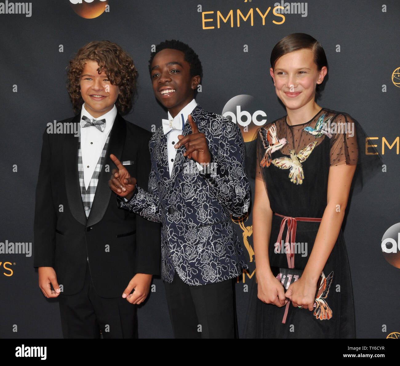 Millie bobby brown 2016 -Fotos und -Bildmaterial in hoher Auflösung – Alamy