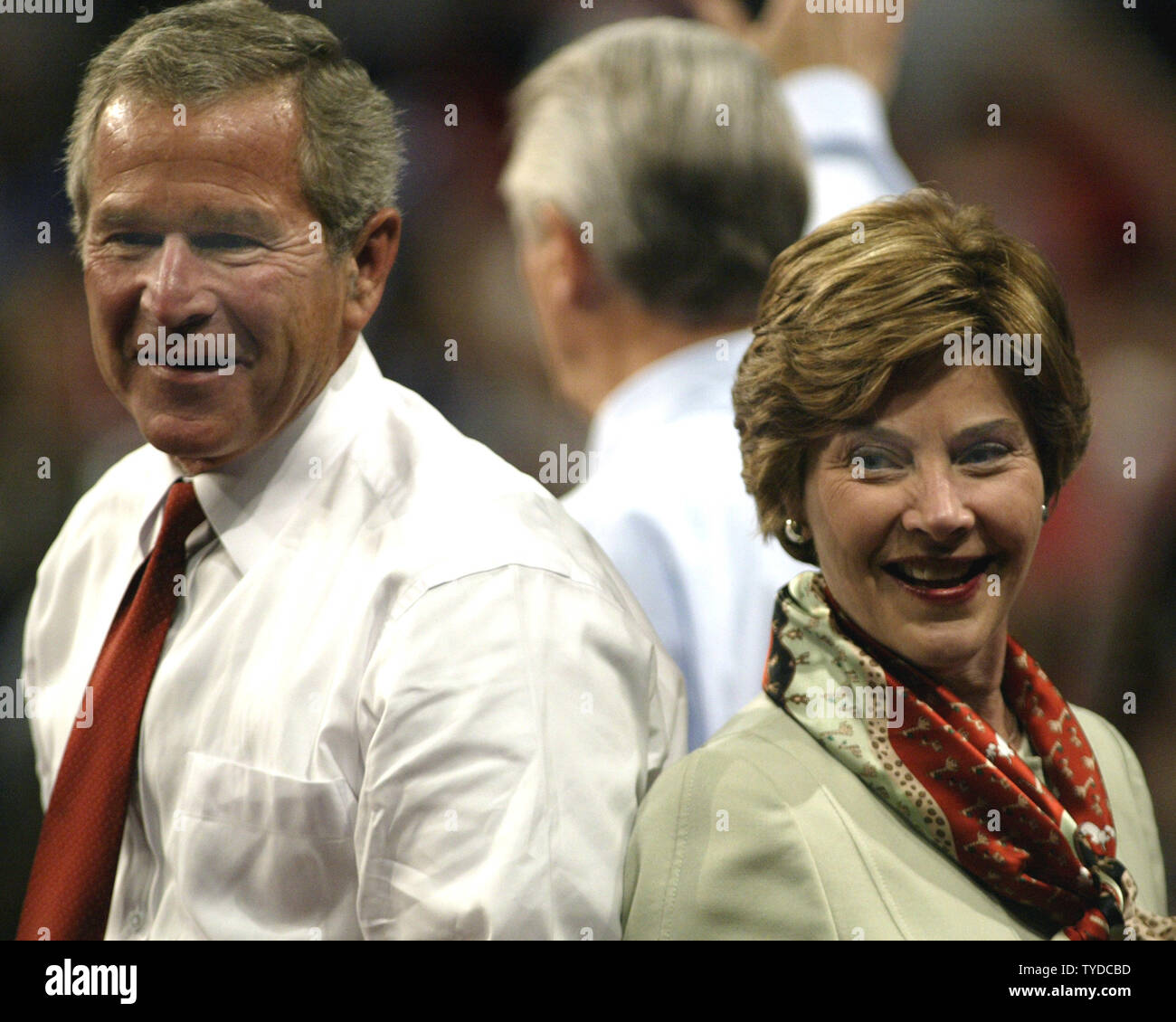 Präsident George W. Bush und First Lady Laura Bush Kampagnen in ...