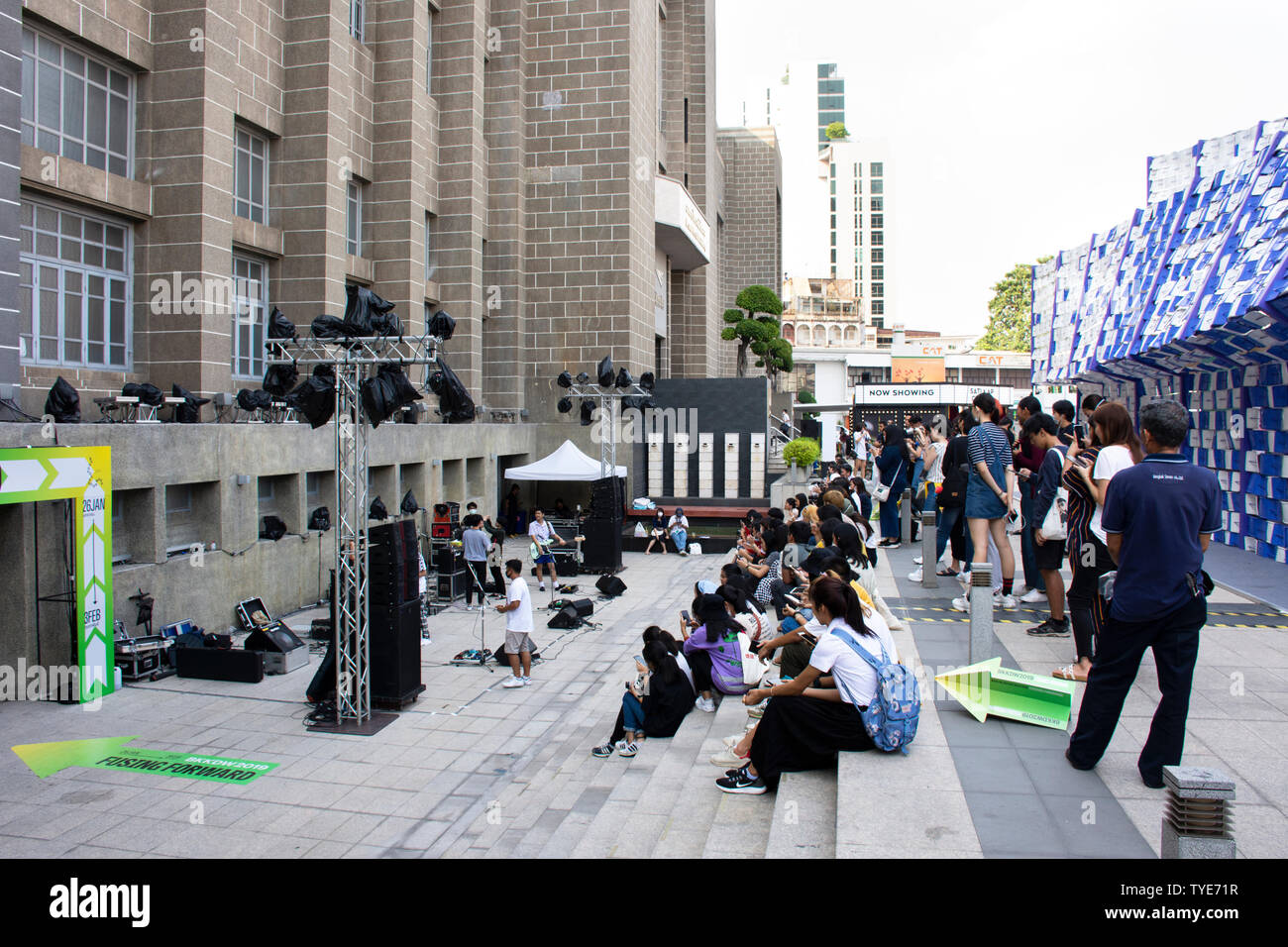 Thai rak thai party -Fotos und -Bildmaterial in hoher Auflösung – Alamy