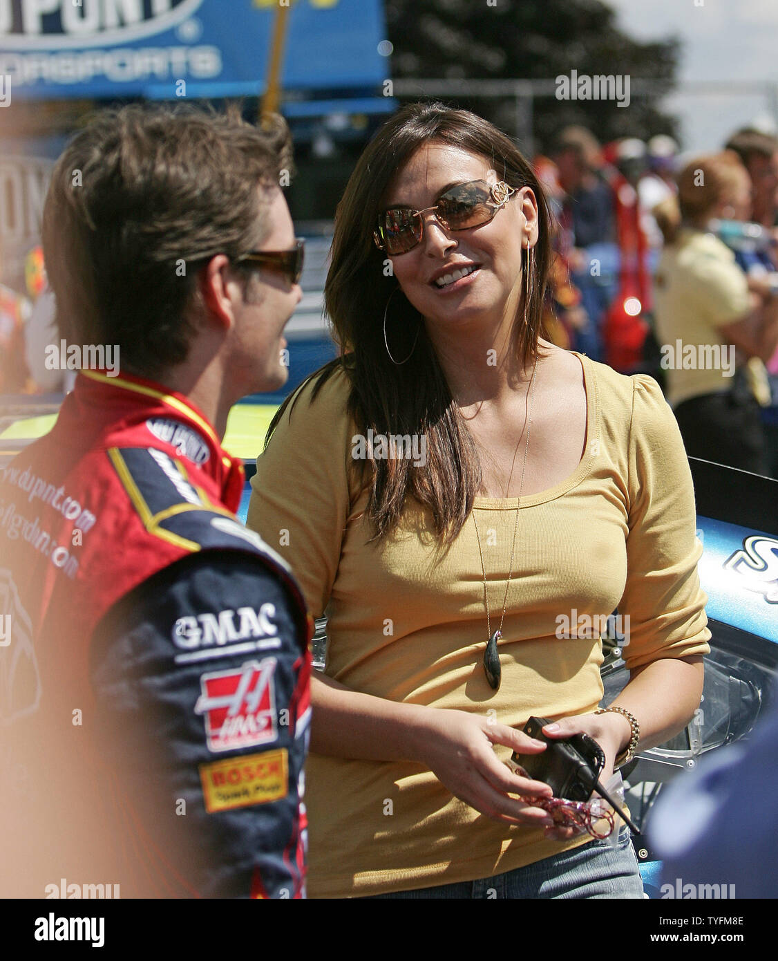 NASCAR Treiber JEFF GORDON und seine Frau Ingrid Vandebosch vor Beginn ...
