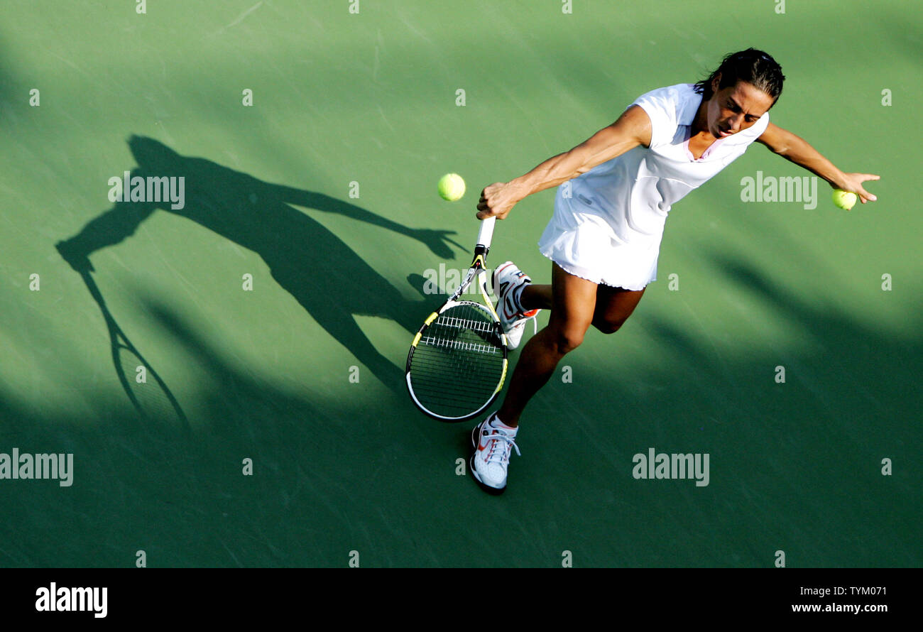 Italien maria elena cameron in aktion -Fotos und -Bildmaterial in hoher ...