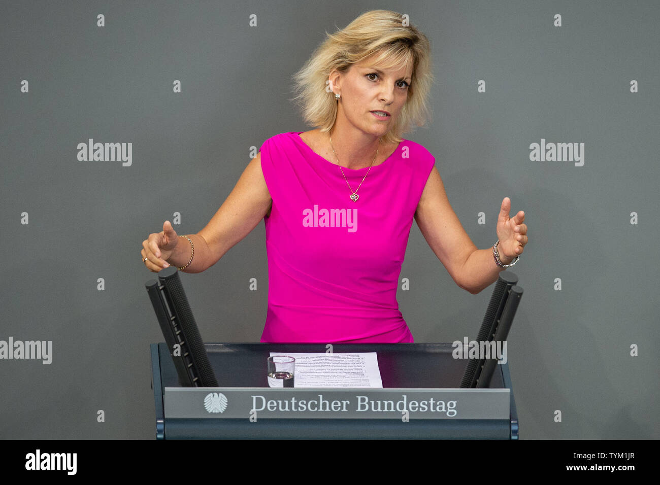 Daniela ludwig -Fotos und -Bildmaterial in hoher Auflösung – Alamy