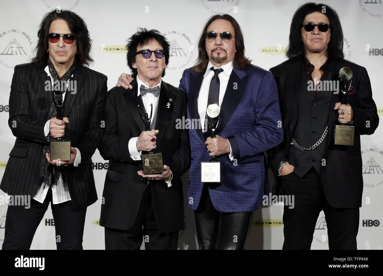 Mitglieder Paul Stanley, Ace Frehley, Peter Criss, Gene Simmons Kiss in ...