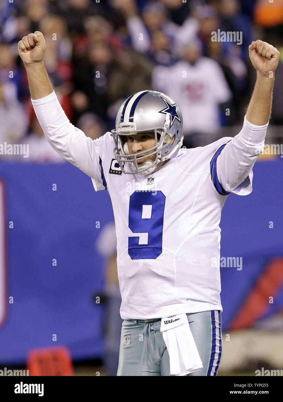 Dallas Cowboys Tony Romo reagiert nach dem Werfen ein 4 Yard Touchdown ...