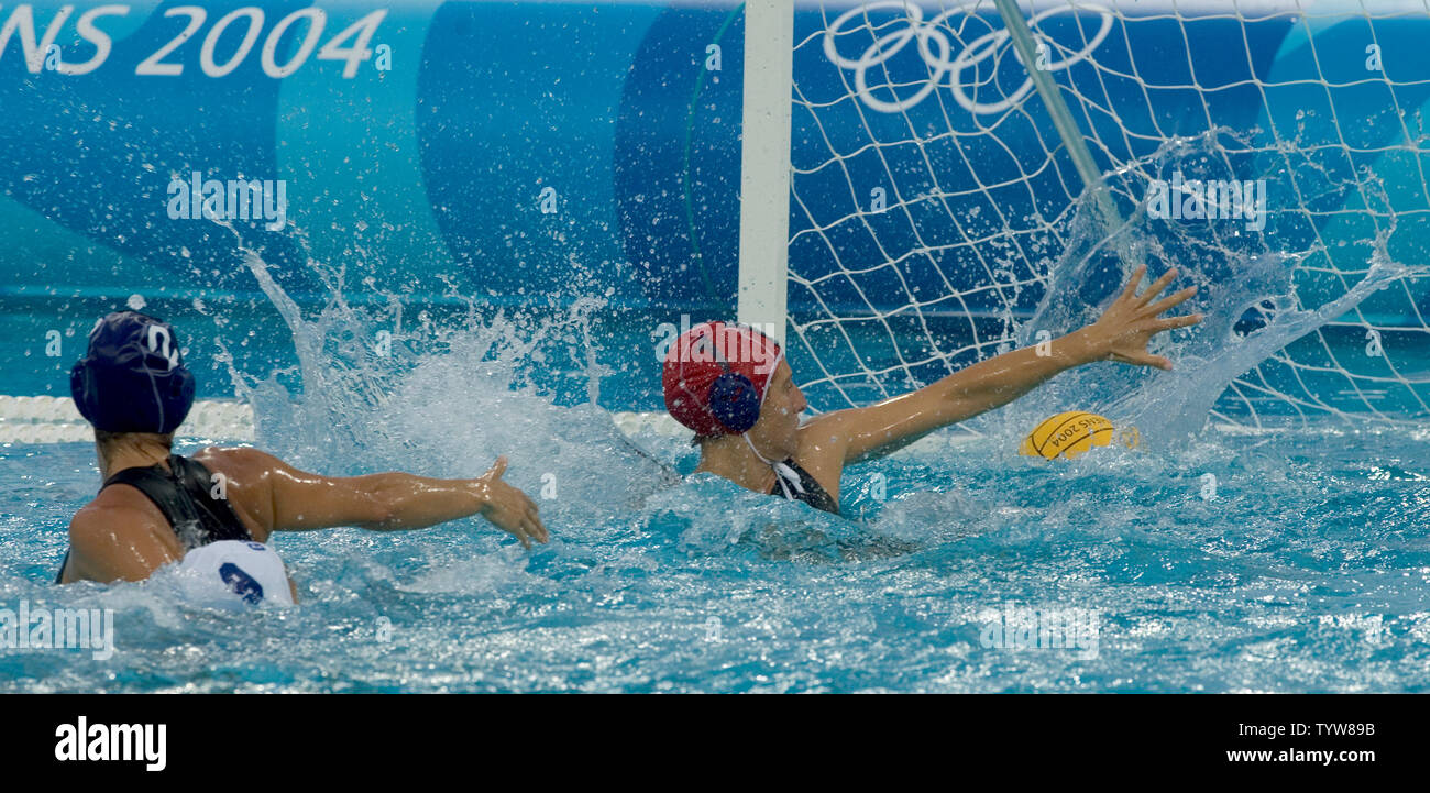 Griechenland gegen Italienische goalie Francesca Conti im ersten ...