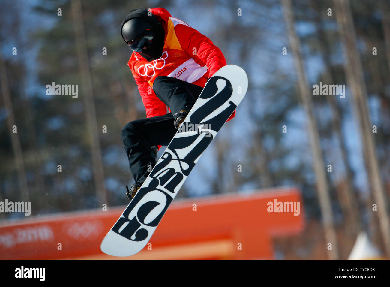 Chinas Jiayu Liu konkurriert in der Damen Halfpipe Finale der ...