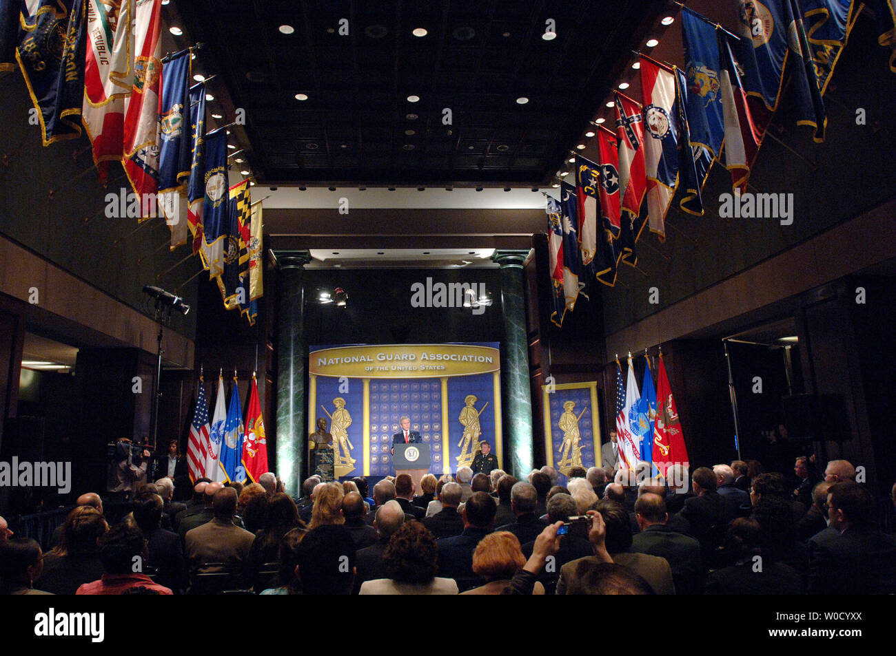 Us-Präsident George W. Bush spricht über den Krieg gegen den ...