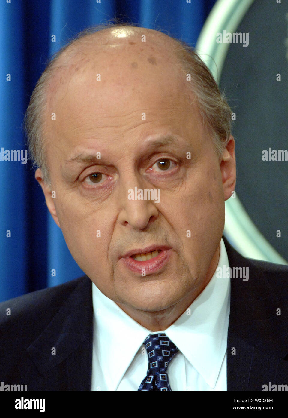 National Intelligence Director John Negroponte erörtert die Ernennung ...