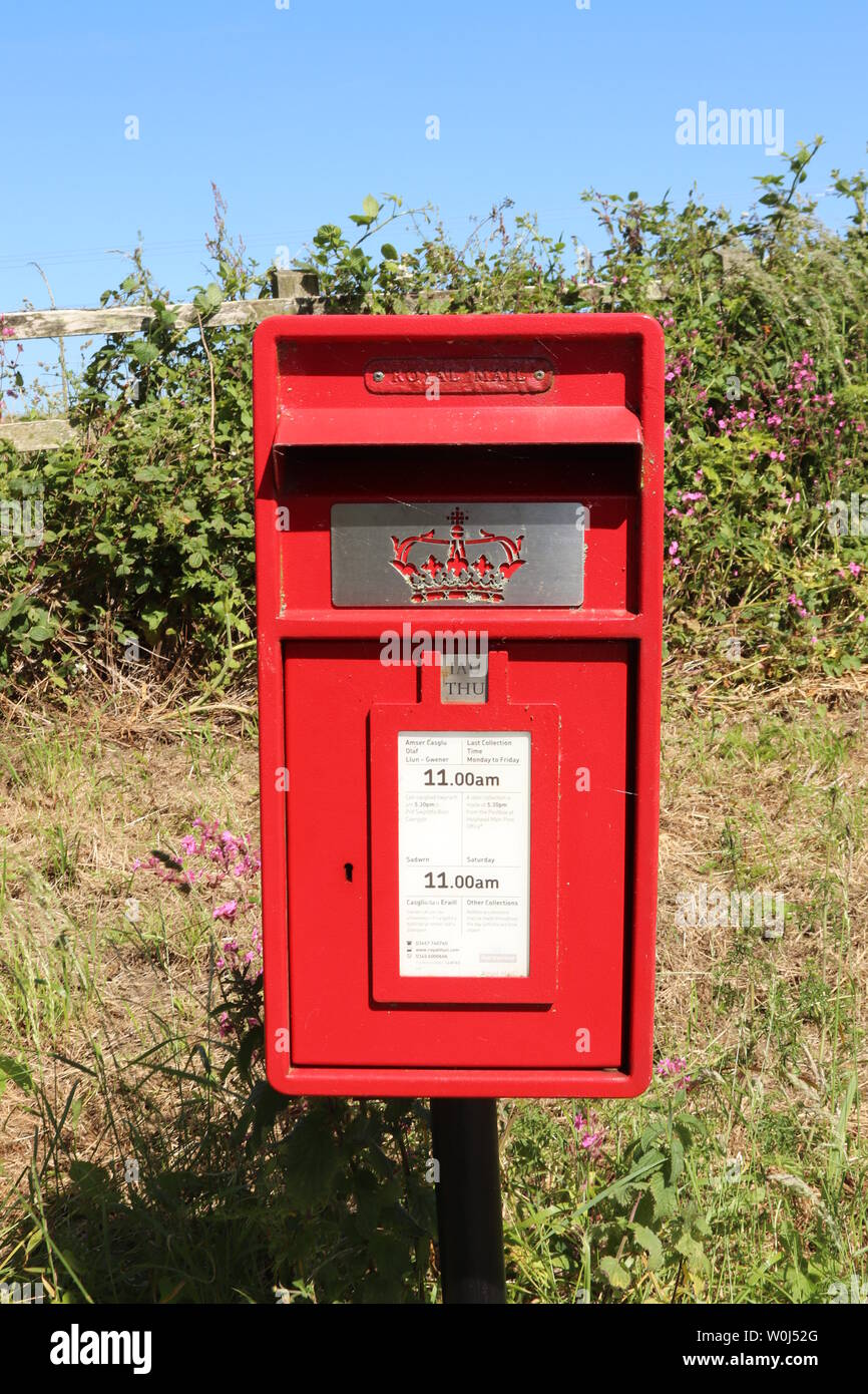 Royal mail logo rote krone -Fotos und -Bildmaterial in hoher Auflösung ...