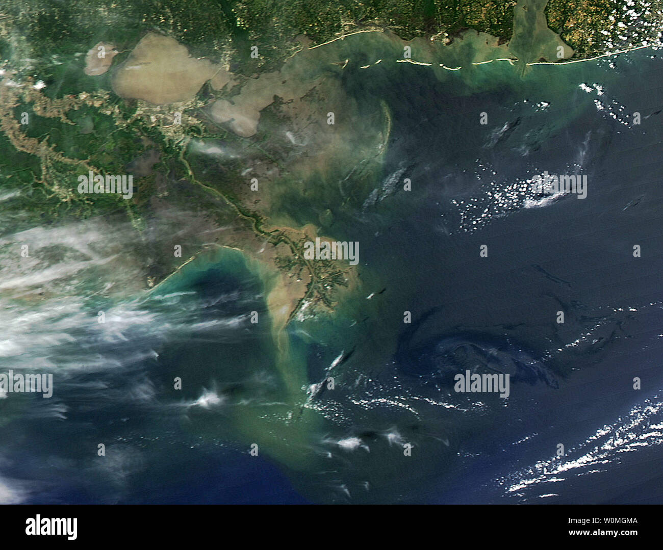 Deepwater horizon explosion -Fotos und -Bildmaterial in hoher Auflösung ...