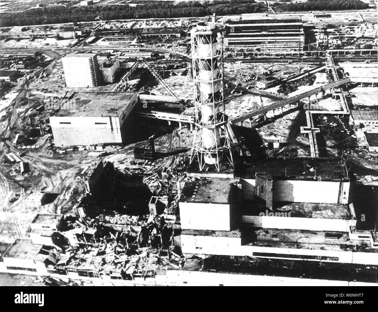 Das Kernkraftwerk Tschernobyl in der Ukraine nach der am 26.April 1986 ...