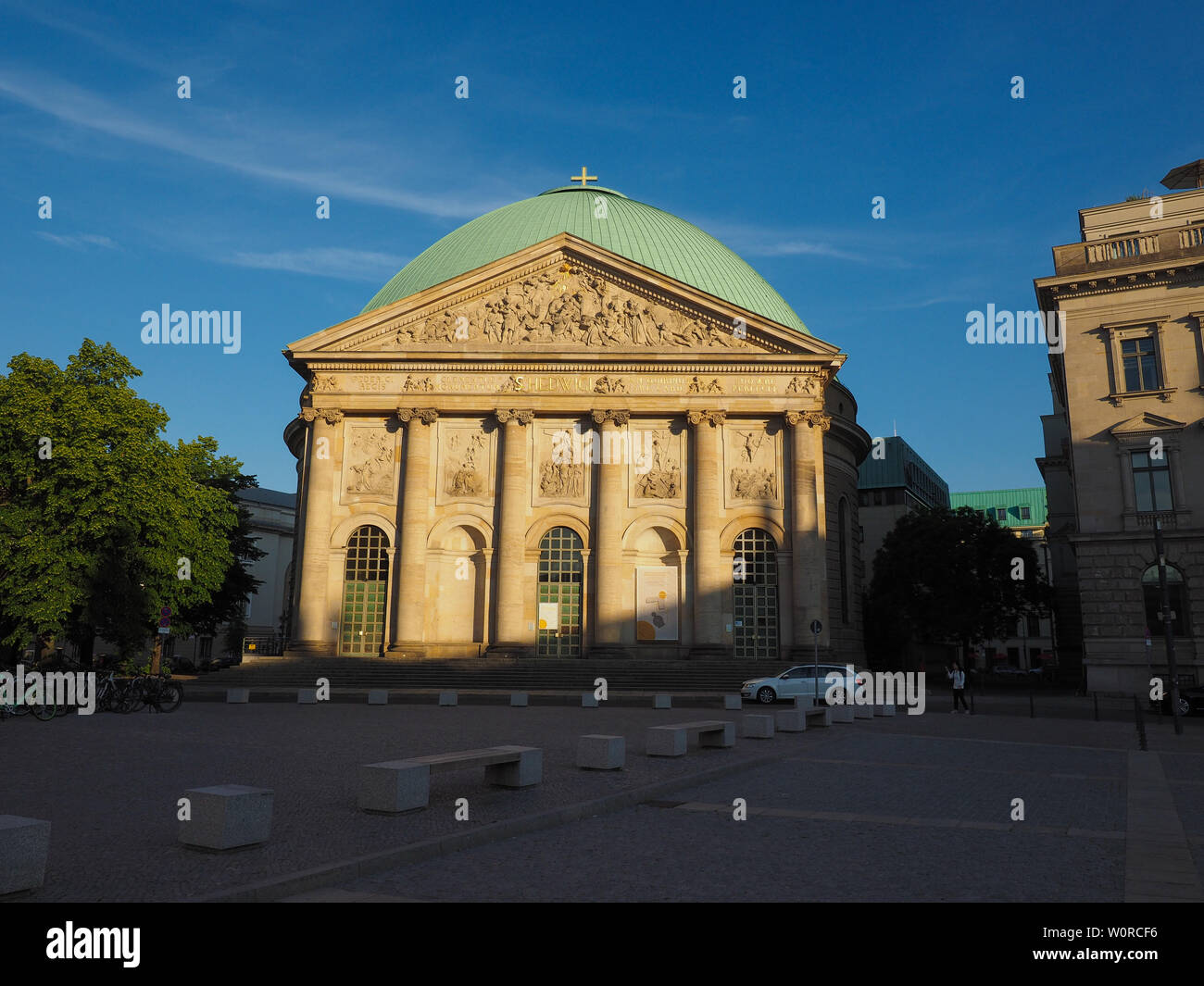 Hedwigs cathedral berlin -Fotos und -Bildmaterial in hoher Auflösung ...