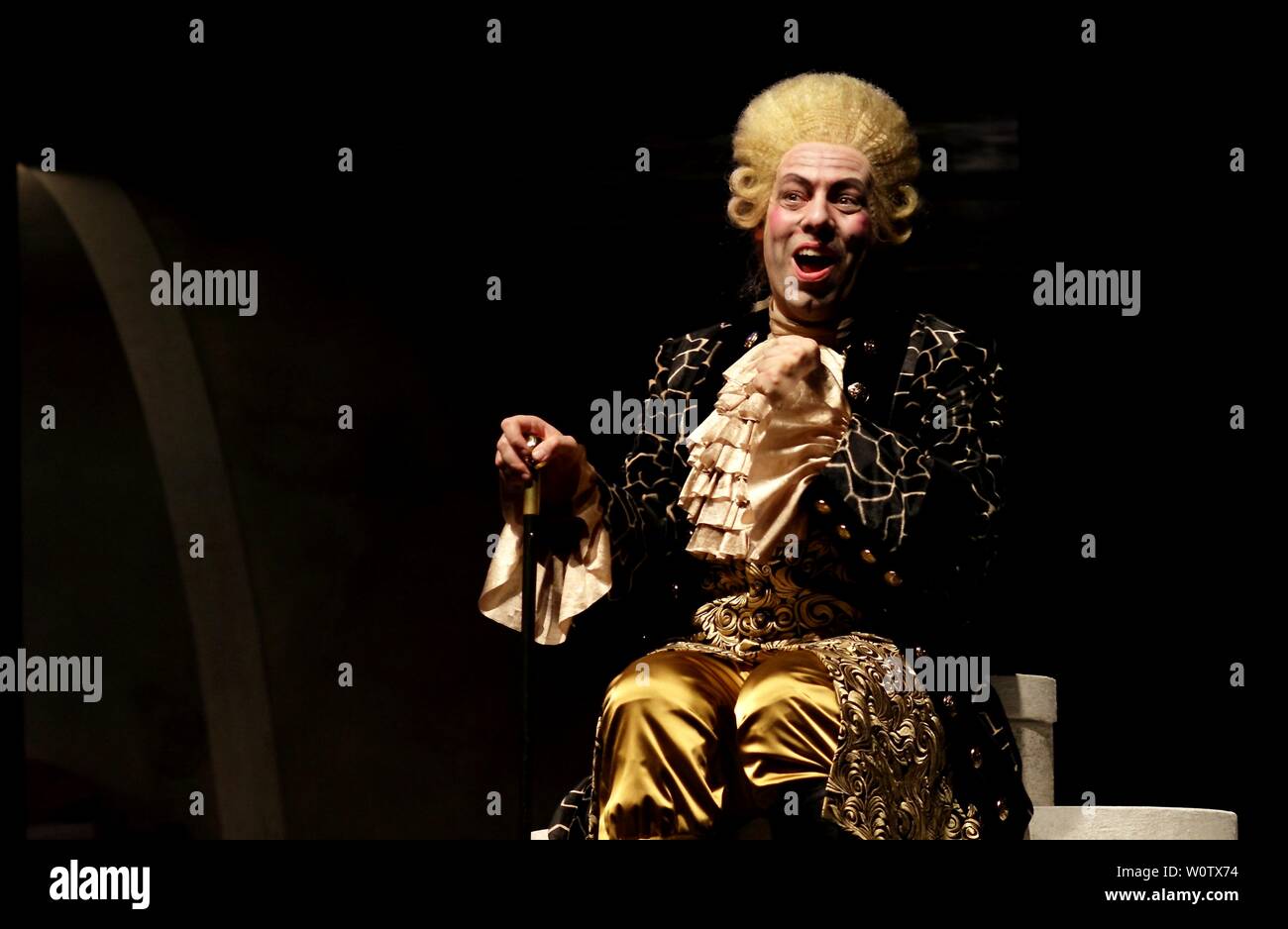 Beate jung -Fotos und -Bildmaterial in hoher Auflösung – Alamy