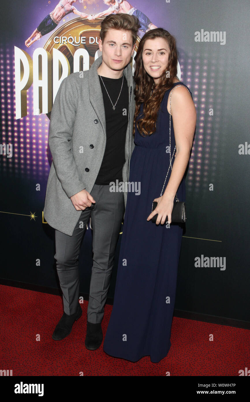 Falco punsch -Fotos und -Bildmaterial in hoher Auflösung – Alamy