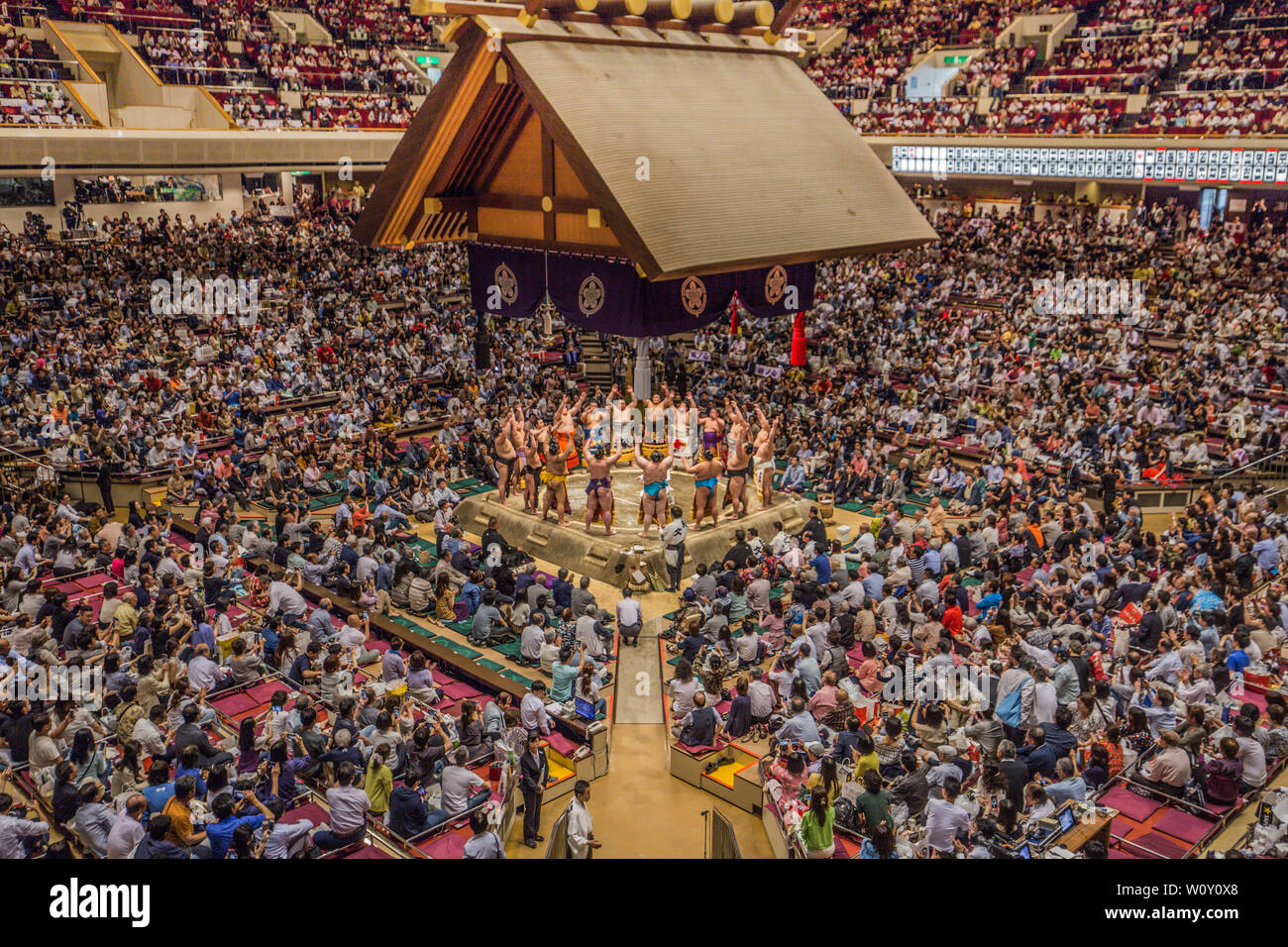Tokio - 19. Mai 2019: Sumo Ringen in der Ryogoku Arena, Tokio, Japan ...