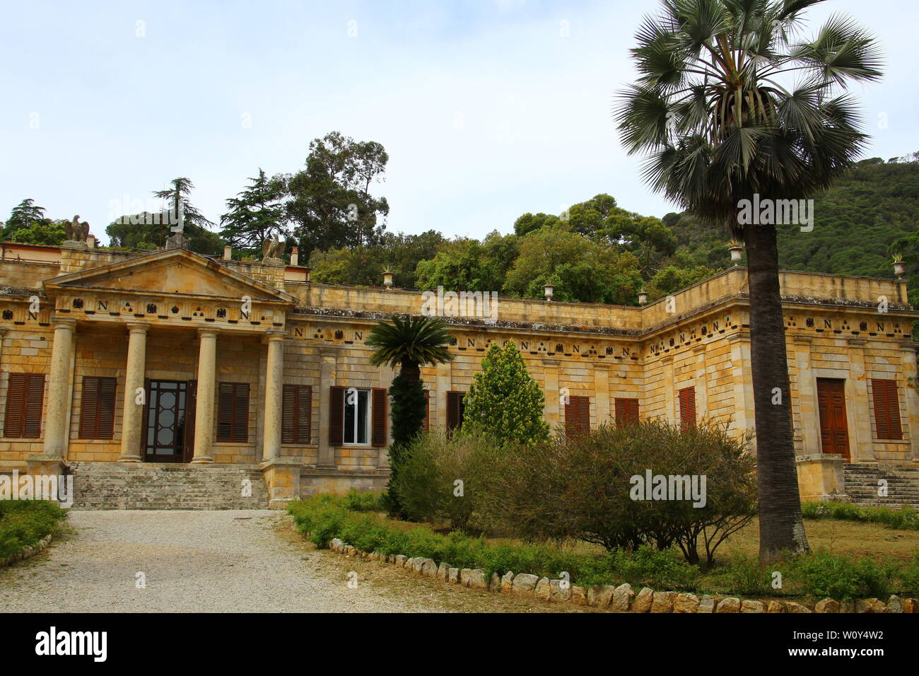Demidoff palast -Fotos und -Bildmaterial in hoher Auflösung – Alamy