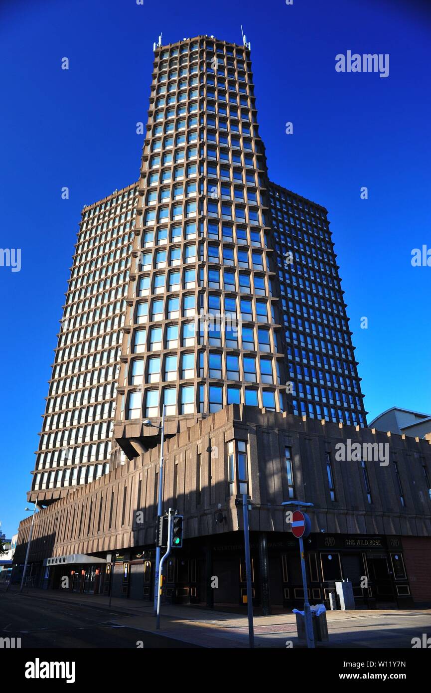 Die triade bootle -Fotos und -Bildmaterial in hoher Auflösung – Alamy
