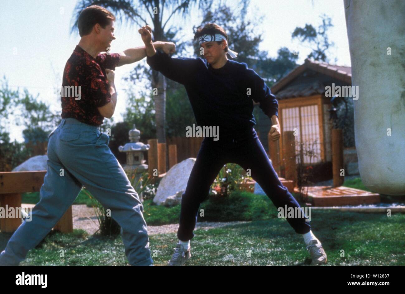 Ralph macchio karate kid part -Fotos und -Bildmaterial in hoher ...