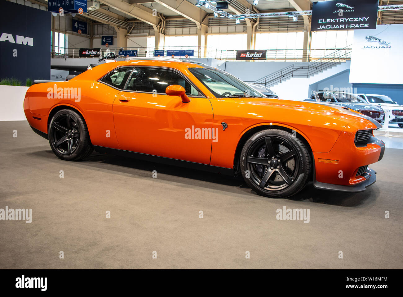 Dodge challenger srt hellcat -Fotos und -Bildmaterial in hoher ...