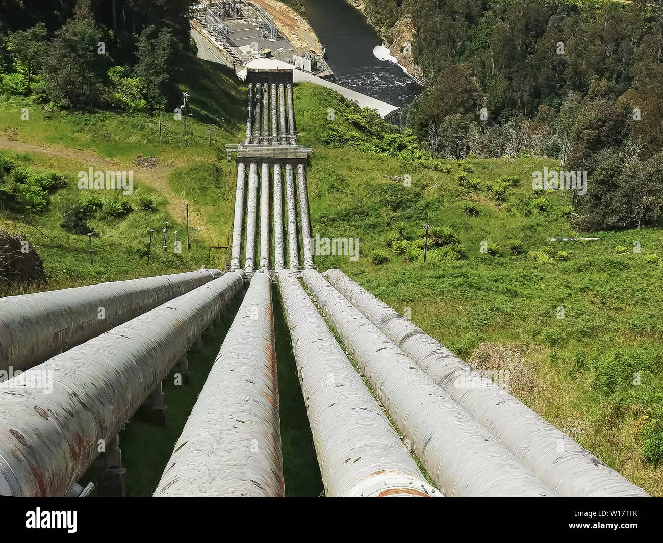 Hydroelectric australia power station -Fotos und -Bildmaterial in hoher ...