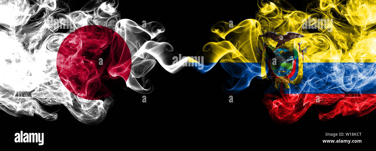 Japan vs Ecuador, Ecuador smoky mystic Flaggen nebeneinander. Dicke ...
