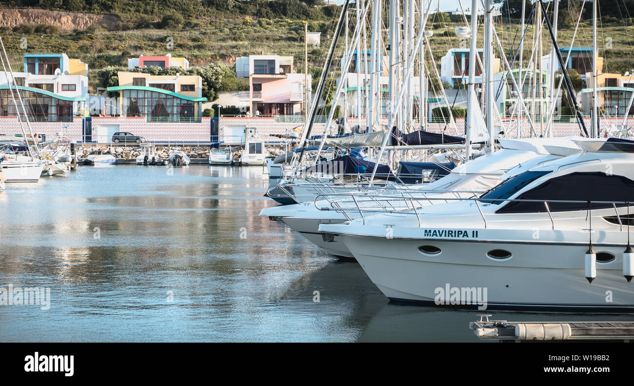 Albufeira Promenade Stockfotos und -bilder Kaufen - Alamy