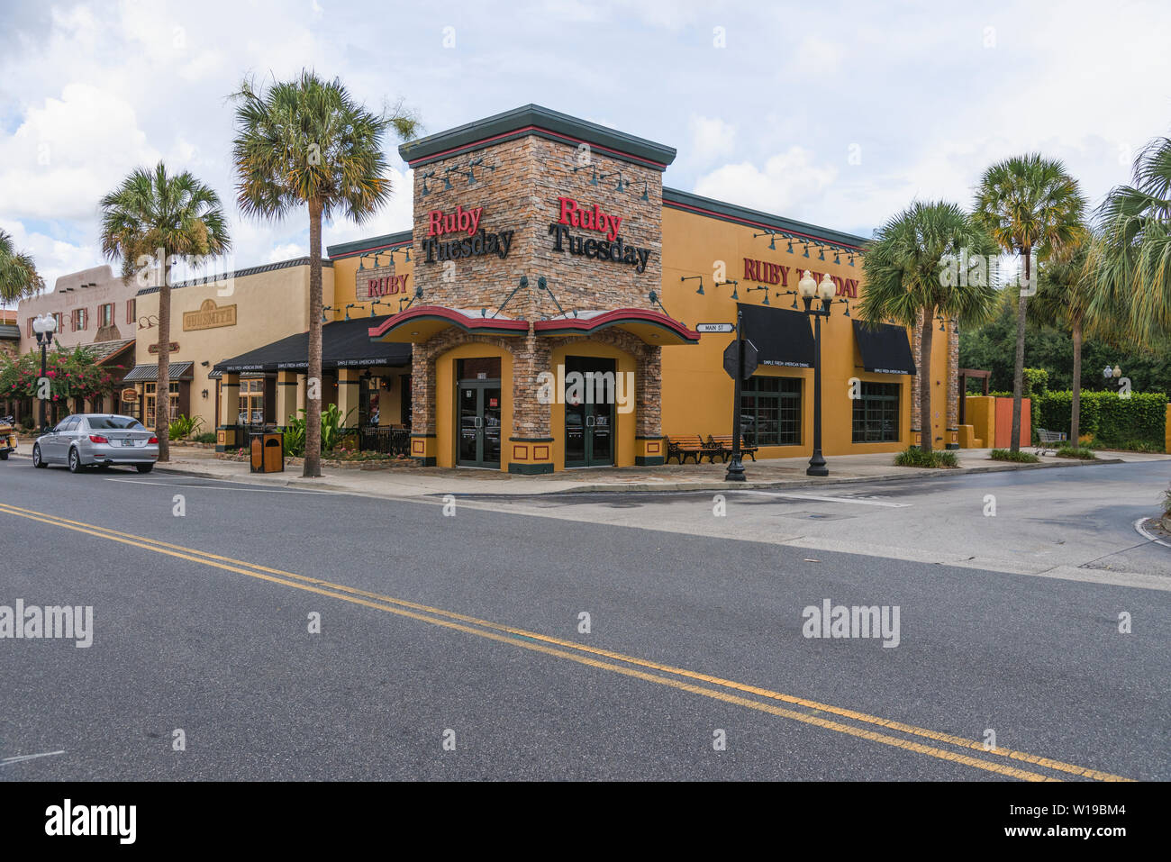 Ruby tuesday restaurant -Fotos und -Bildmaterial in hoher Auflösung – Alamy