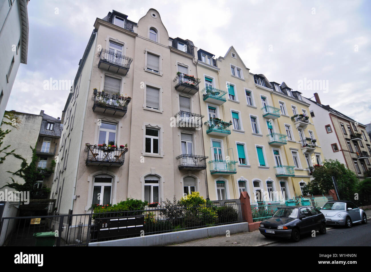 Frankfurt sachsenhausen -Fotos und -Bildmaterial in hoher Auflösung – Alamy