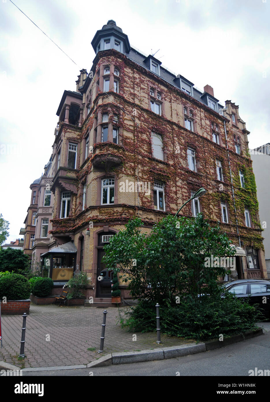 Frankfurt sachsenhausen -Fotos und -Bildmaterial in hoher Auflösung – Alamy