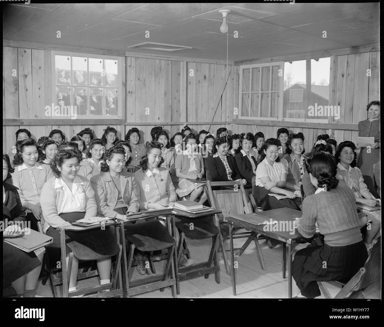 Rohwer Relocation Center, McGehee, Arkansas. Frau Mildred Howell ...