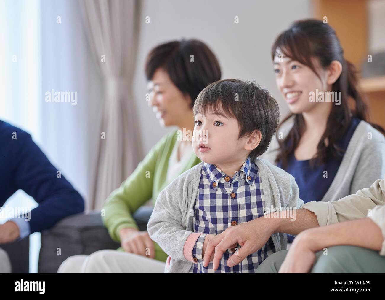 Mehrere generationen familie -Fotos und -Bildmaterial in hoher Auflösung – Alamy