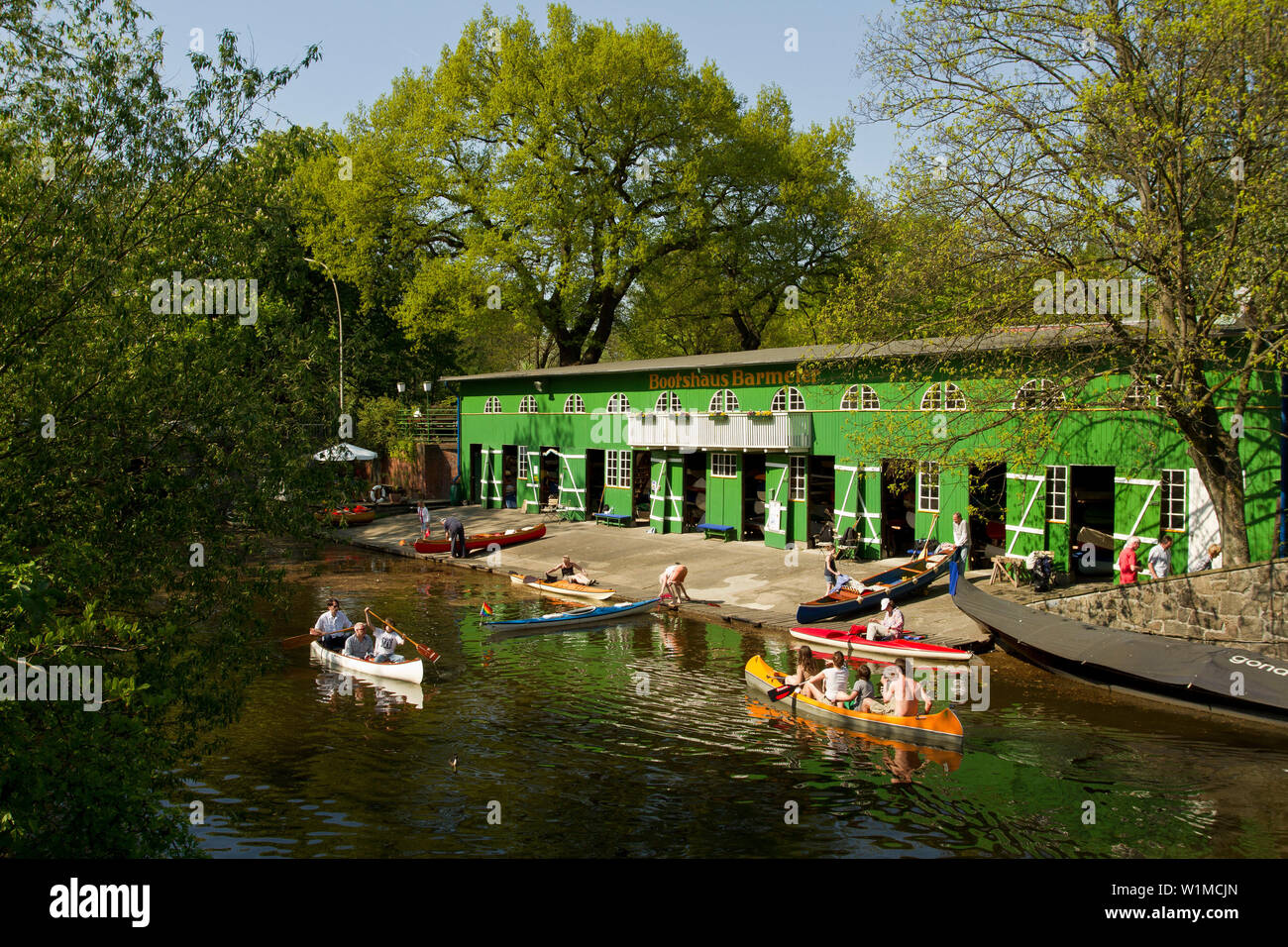 Alsterpark hamburg -Fotos und -Bildmaterial in hoher Auflösung – Alamy