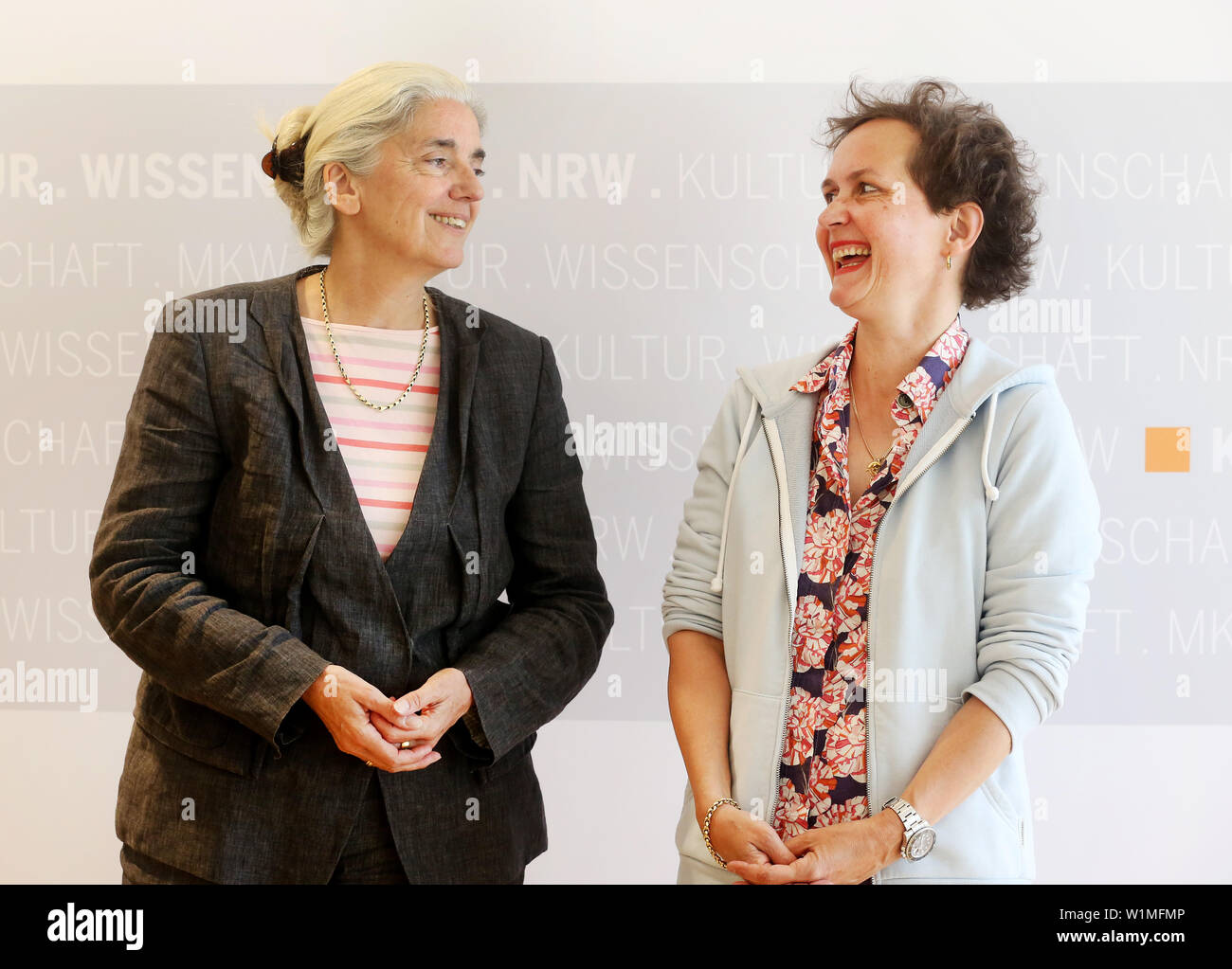 Isabel pfeiffer poensgen -Fotos und -Bildmaterial in hoher Auflösung ...