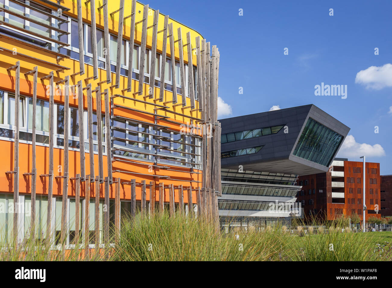 Campus wu wien wirtschaftsuniversität -Fotos und -Bildmaterial in hoher ...