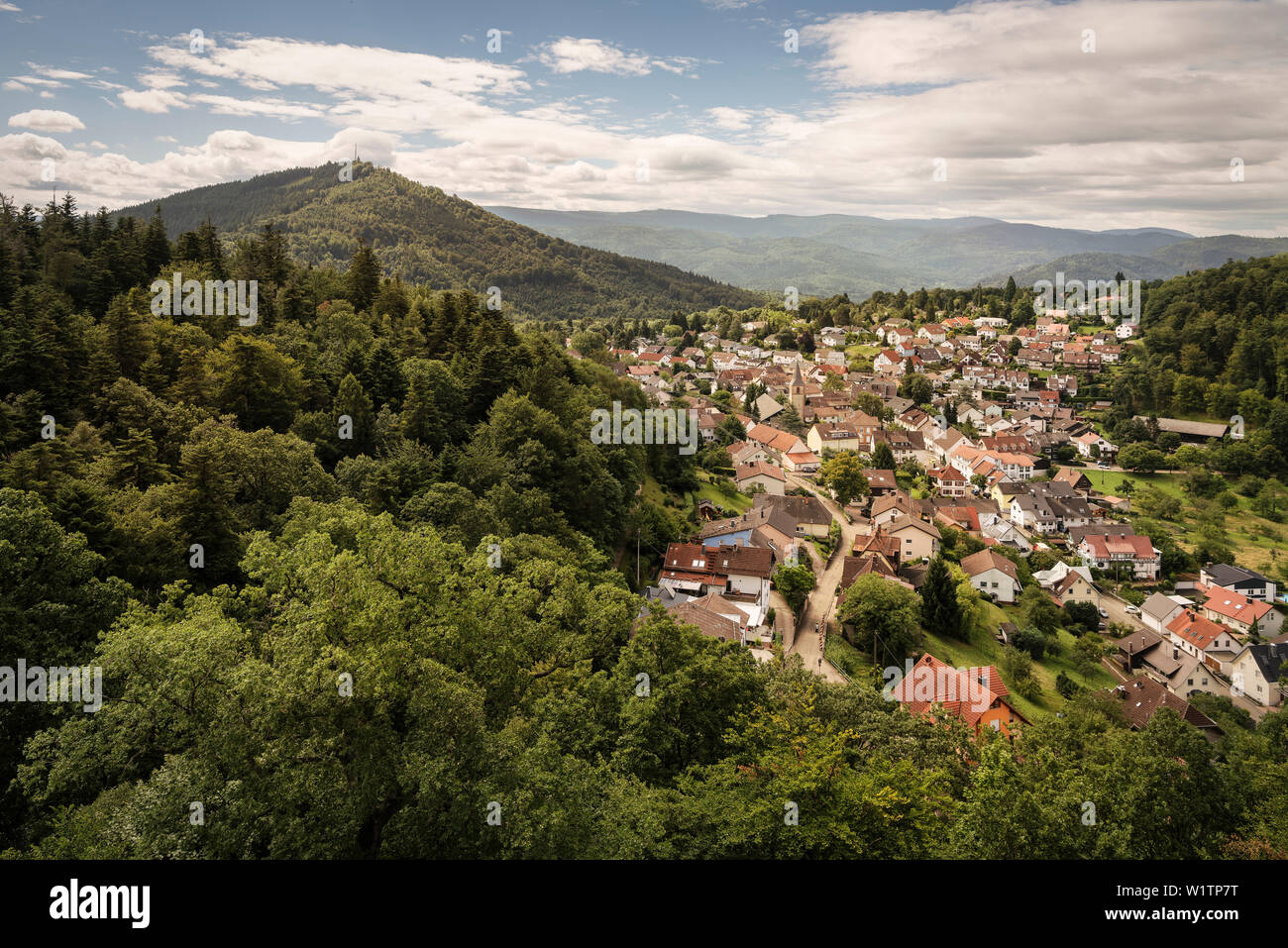 Baden baden ebersteinburg -Fotos und -Bildmaterial in hoher Auflösung ...