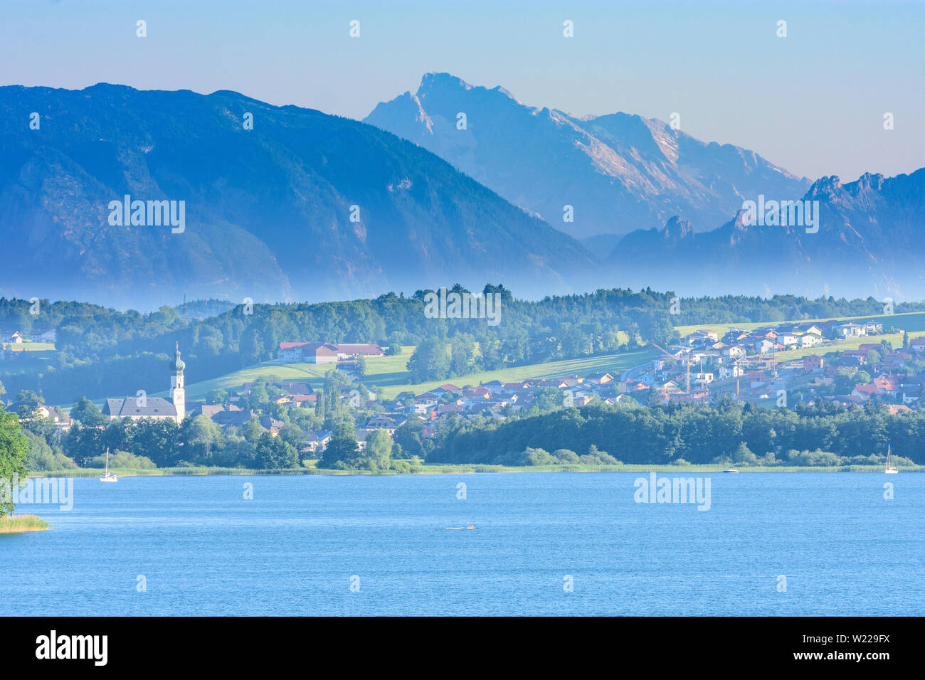 Obertrum am See: See Obertrumer See, Stadt, Obertrum, Alpen, im ...