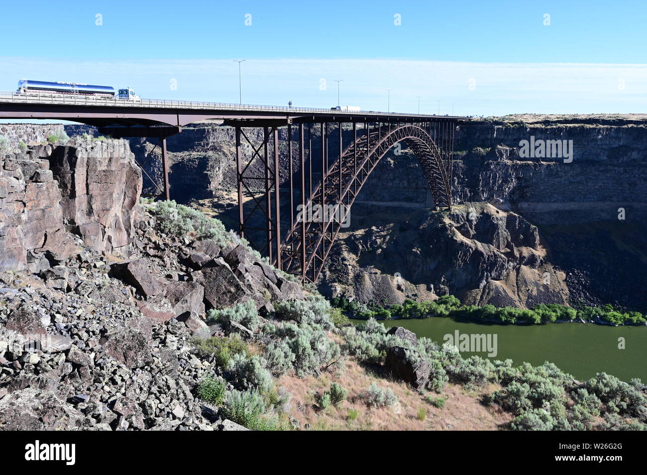 Das I. B. Perrine Bridge in Twin Falls, Idaho, überspannt die Snake ...