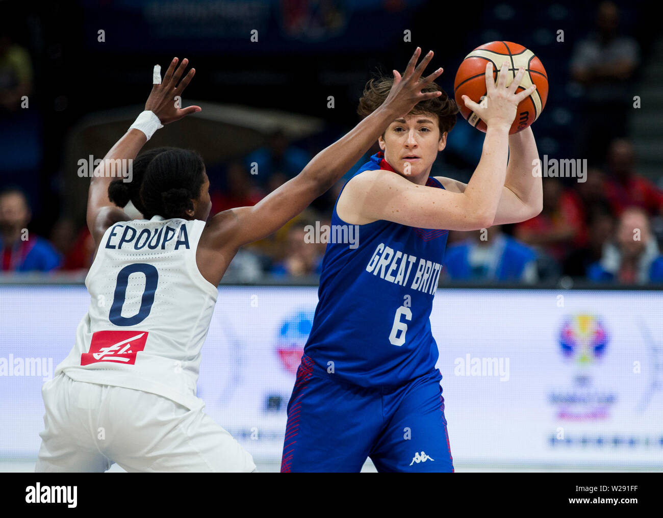 Frauen stefanie -Fotos und -Bildmaterial in hoher Auflösung – Alamy