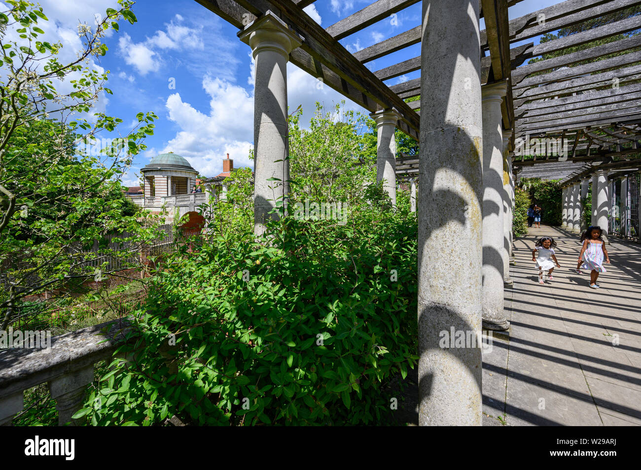 Pergola di william -Fotos und -Bildmaterial in hoher Auflösung – Alamy