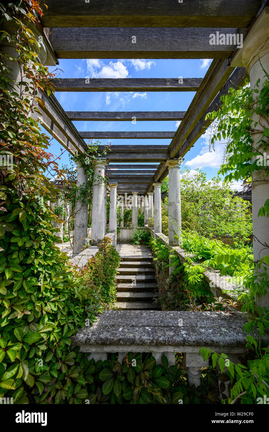Pergola di william -Fotos und -Bildmaterial in hoher Auflösung – Alamy