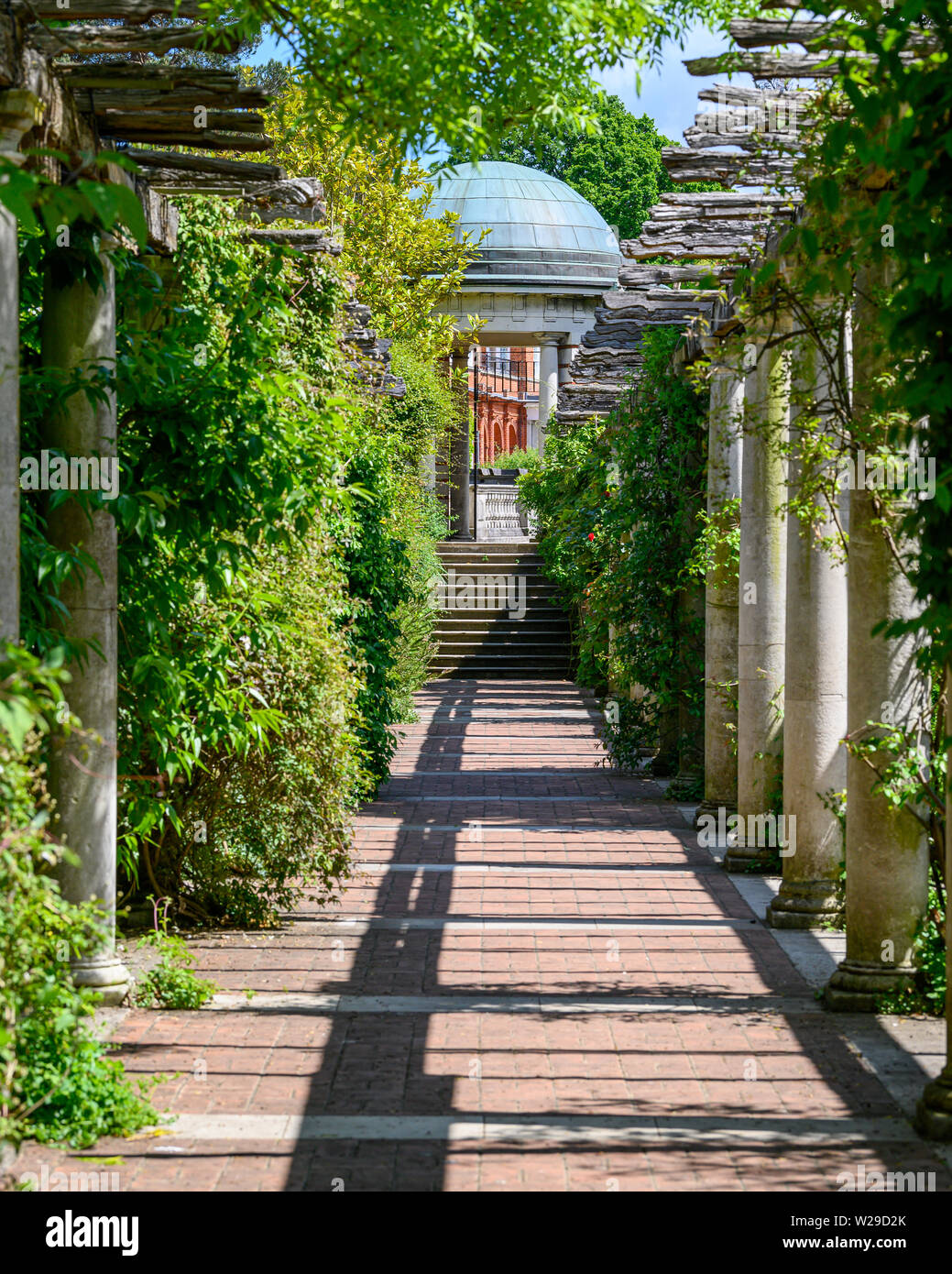 Pergola di william -Fotos und -Bildmaterial in hoher Auflösung – Alamy