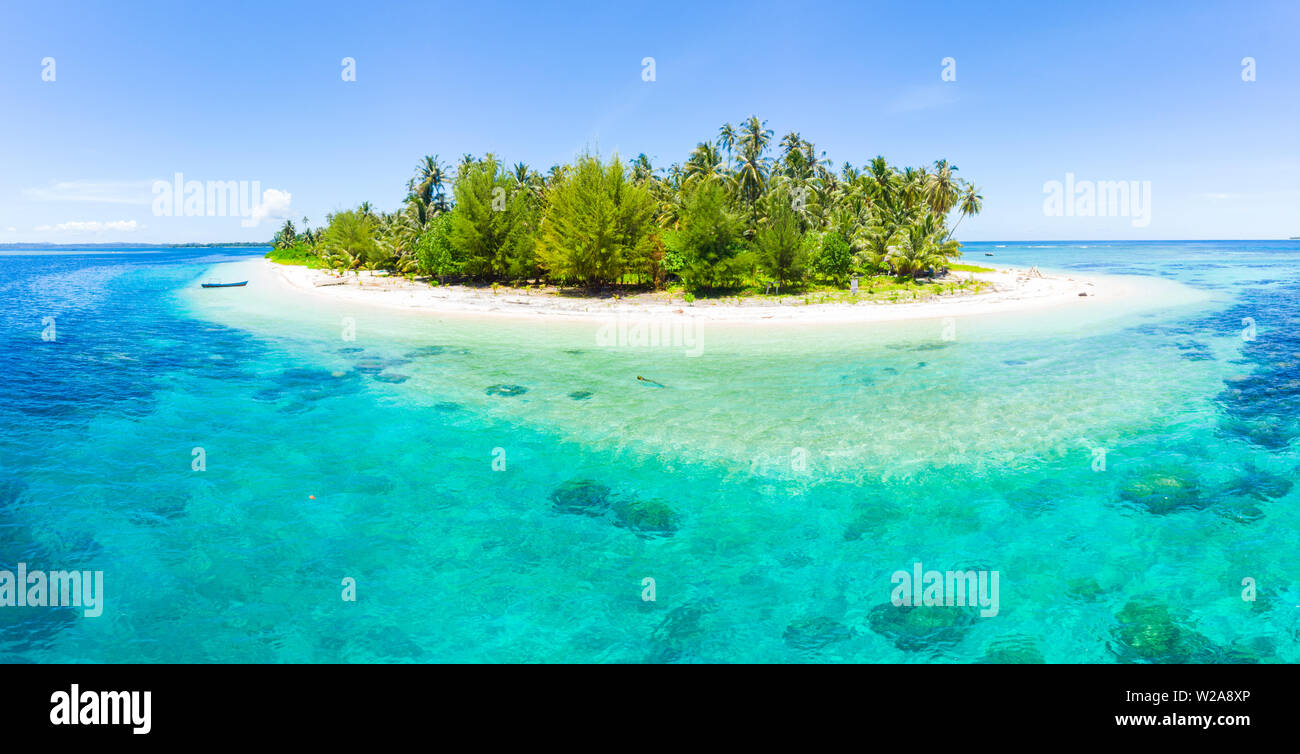 Luftaufnahme Banyak Inseln Sumatra tropischen Archipel in Indonesien ...