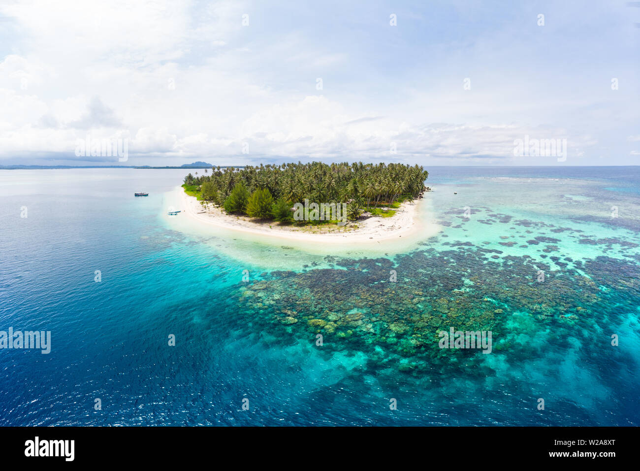 Luftaufnahme Banyak Inseln Sumatra tropischen Archipel in Indonesien ...