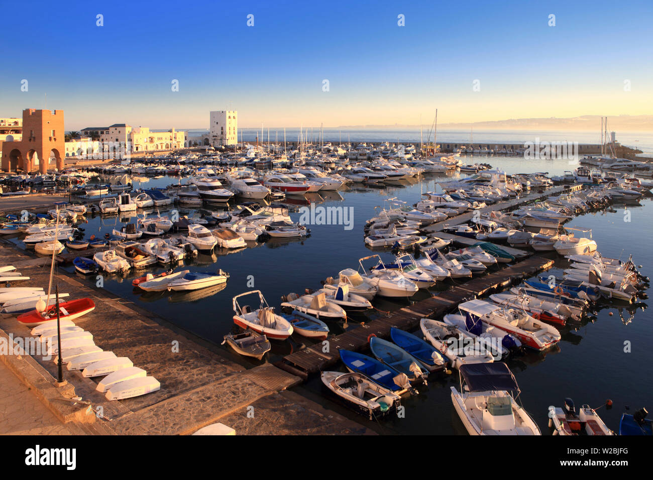 Algerisches buchtmeer mediteranean oder algerien Stockfotos und -bilder ...
