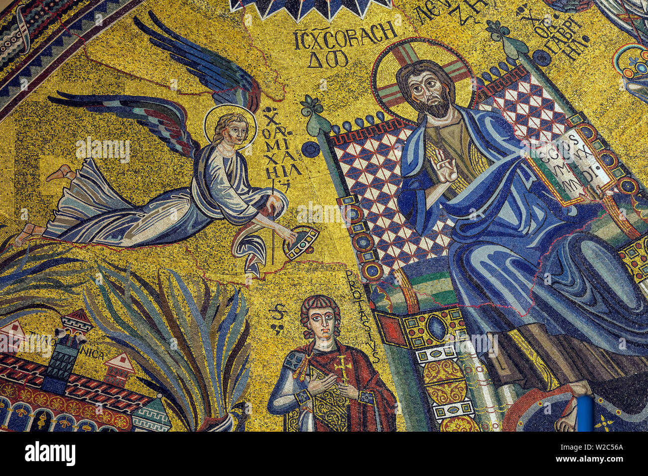 Sant ambrogio kirche Stockfotos und -bilder Kaufen - Alamy