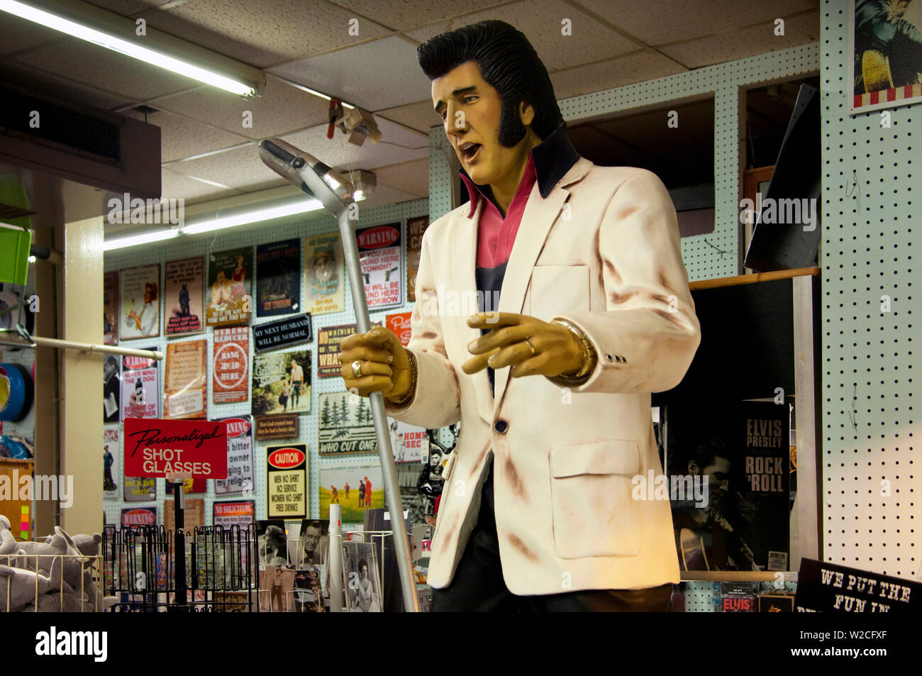 Elvis presley promenade -Fotos und -Bildmaterial in hoher Auflösung – Alamy