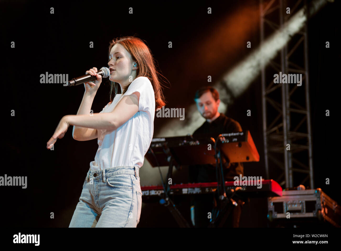 Sigrid singer -Fotos und -Bildmaterial in hoher Auflösung – Alamy